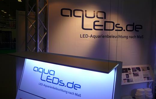 AquaLEDs.de modular LED aquarium light in a waterproof and machined ...