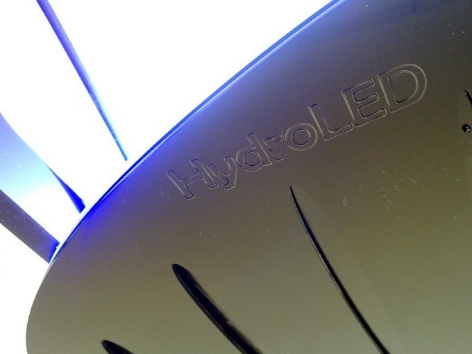 The HydroLED from Lucenova is one sleek and curvaceous LED fixture ...