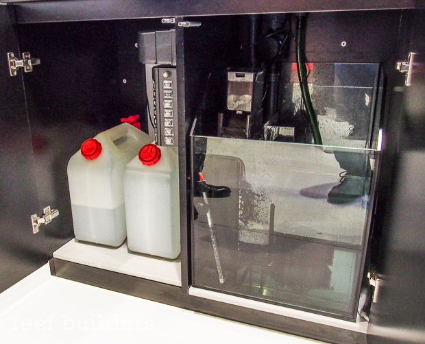 Red Sea MAX E Series tanks come with LEDs, controller, rimless open top ...