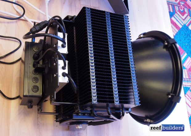 Maxspect 1000 watt LED light is bright enough for the largest tanks ...