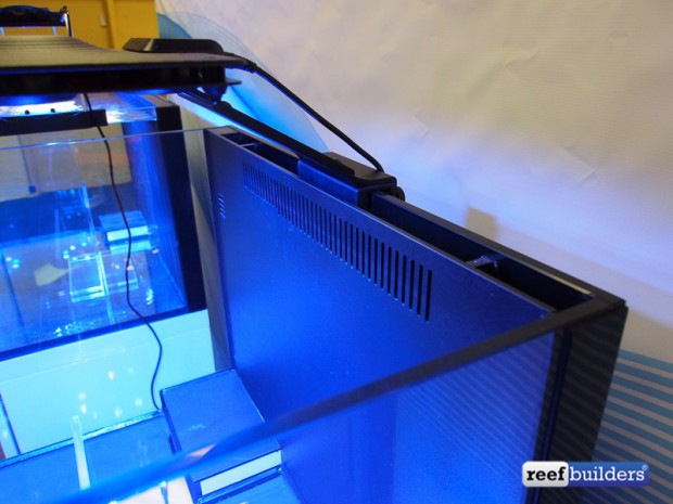 Lux Slim Flow aquarium shown off by Reef Octopus | Reef Builders | The ...