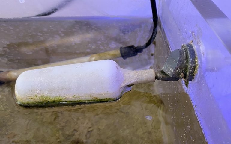 Installing a Gravity Fed Auto Top Off System [Video] | Reef Builders ...