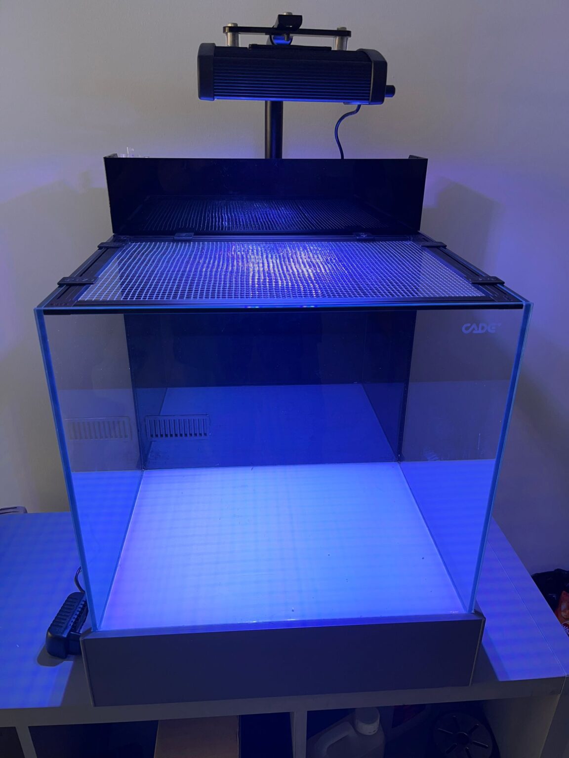 Reef S2/M Desktop Mini is the new feature-loaded nano tank from Cade ...