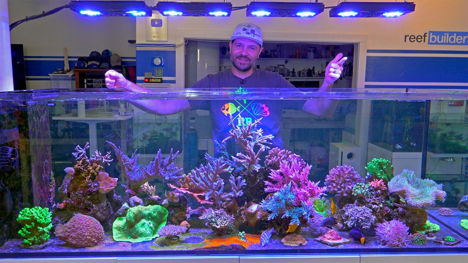 The Flagship Reef Tank Thrives on Aquarium Fundamentals | Reef Builders ...